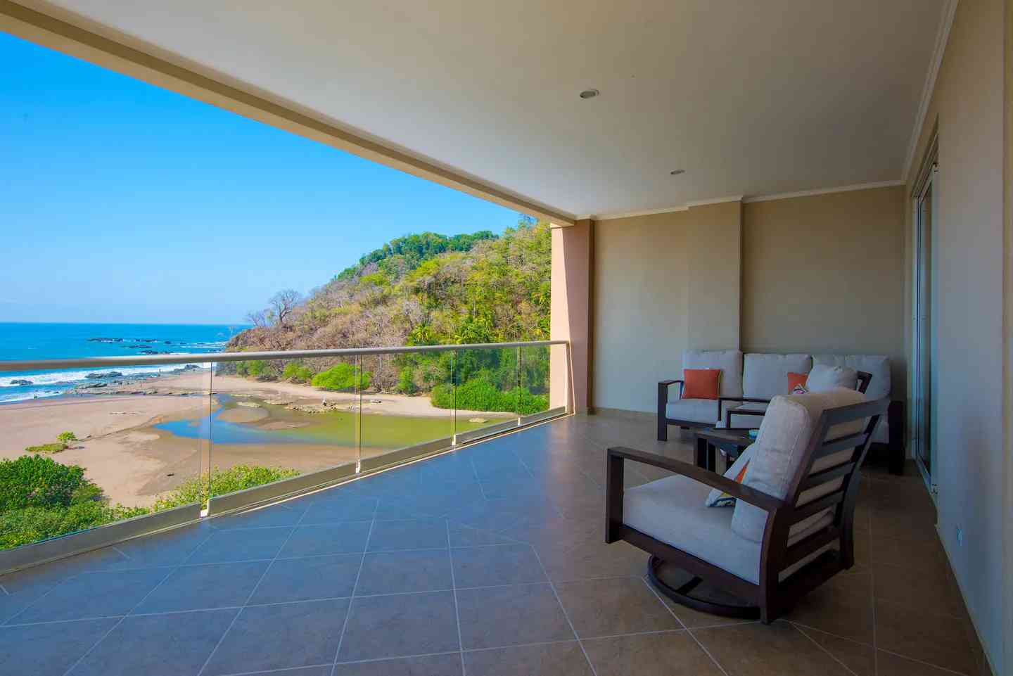 Kings Break Water Point 2 - Kings of Jaco